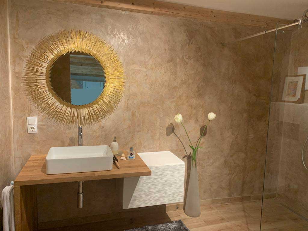 Marble plaster in the bathroom - Stucco naturale